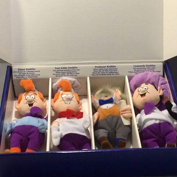Keebler | Other | 200 2nd Editions Keebler Elf Commemorative Set | Poshmark